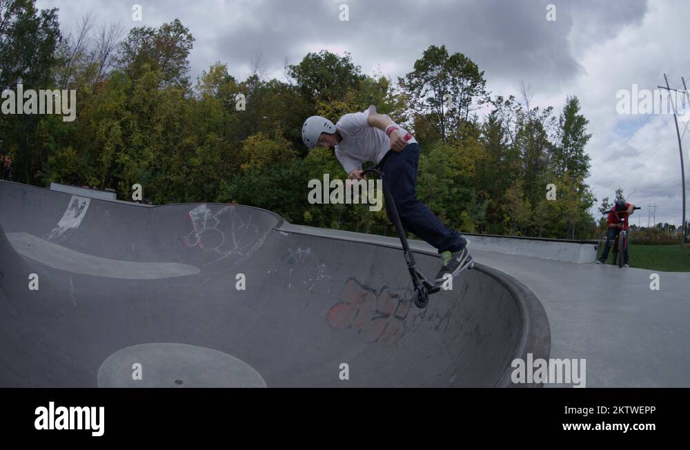 Scooter skatepark Stock Videos & Footage - HD and 4K Video Clips - Alamy