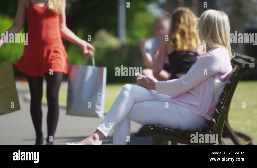 Greets green park Stock Videos & Footage - HD and 4K Video Clips - Alamy