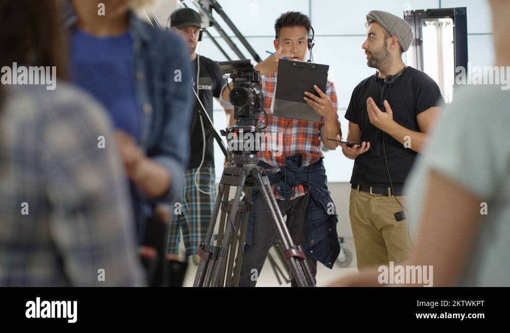 Film crew working on set Stock Videos & Footage - HD and 4K Video Clips ...