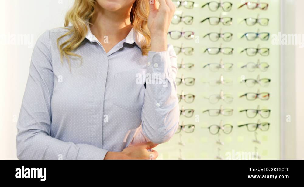 Beautiful female customer holding Stock Videos & Footage - HD and 4K ...