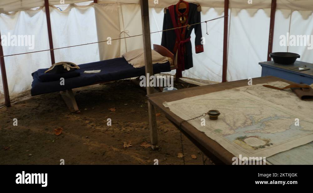 War room map table Stock Videos & Footage - HD and 4K Video Clips - Alamy