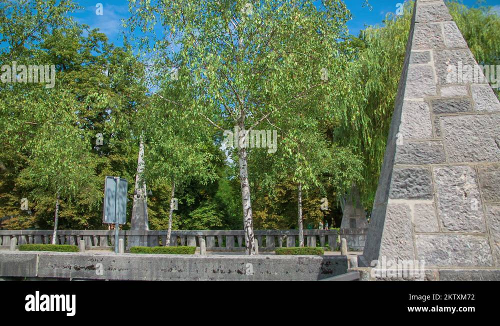 Unusual monuments Stock Videos & Footage - HD and 4K Video Clips - Alamy