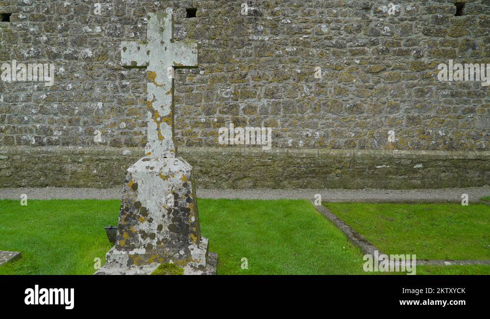 Medieval high cross Stock Videos & Footage - HD and 4K Video Clips - Alamy