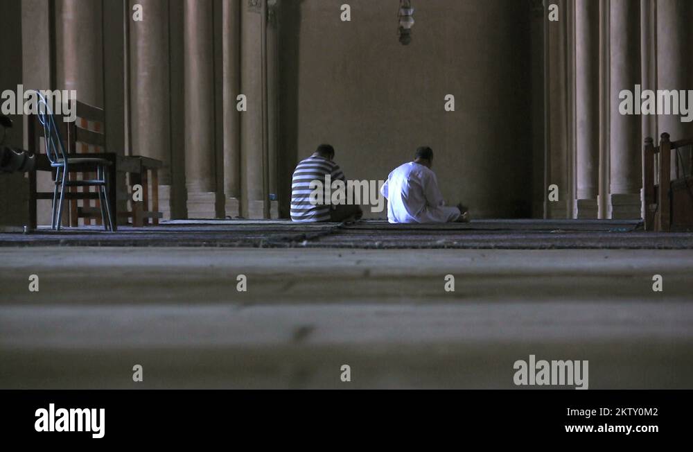 Praying mosque egypt Stock Videos & Footage - HD and 4K Video Clips - Alamy