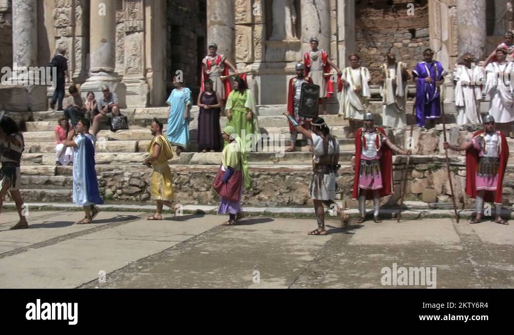 Pageant procession Stock Videos & Footage - HD and 4K Video Clips - Alamy