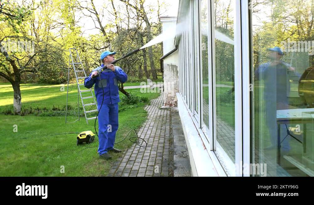 Man washing window glass Stock Videos & Footage - HD and 4K Video Clips ...