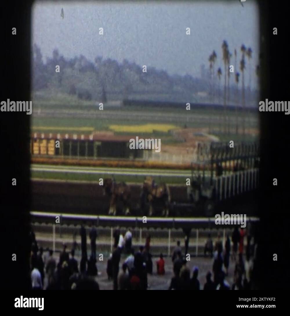 Caravan racing Stock Videos & Footage - HD and 4K Video Clips - Alamy