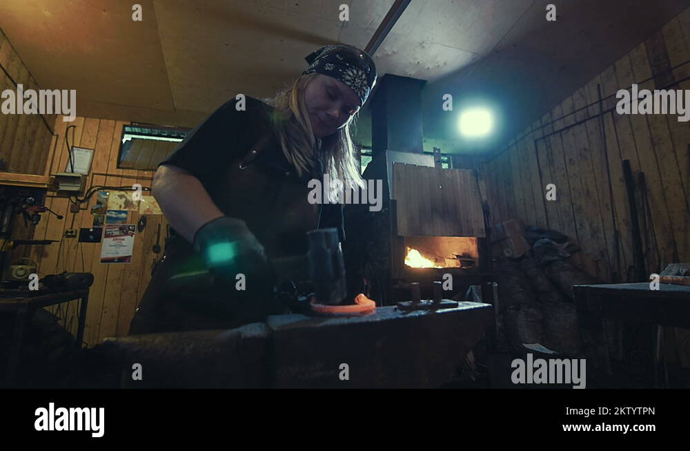 Blacksmith horseshoe Stock Videos & Footage - HD and 4K Video Clips - Alamy