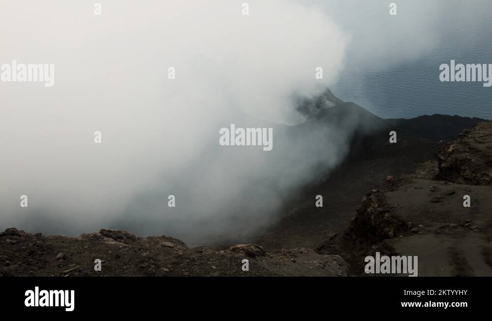 volcano sicily stromboli lava active italy mountain explosive smoke ...