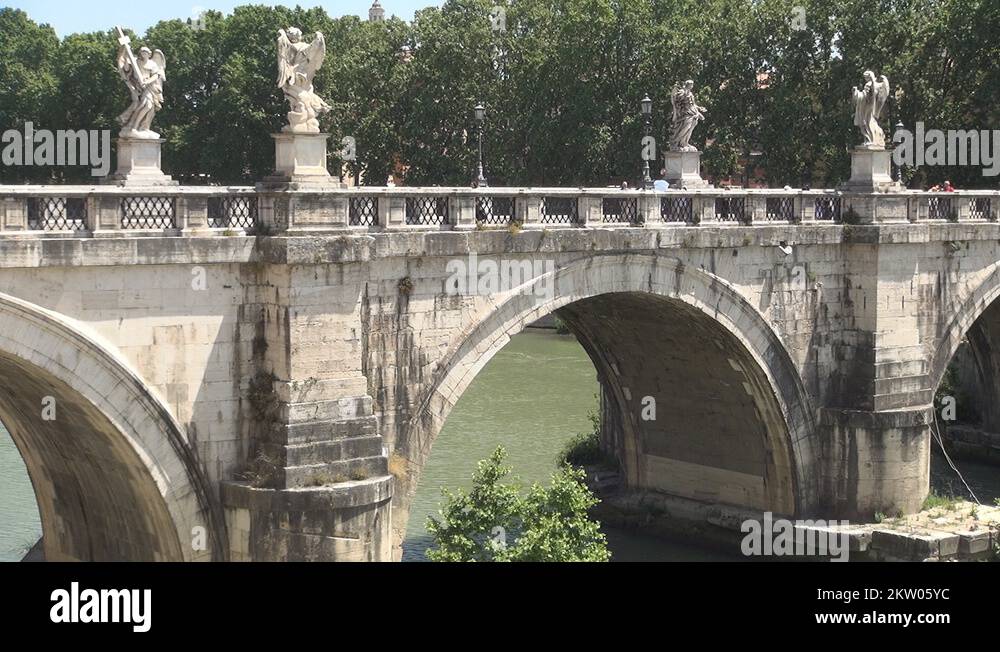 Art monuments Stock Videos & Footage - HD and 4K Video Clips - Alamy