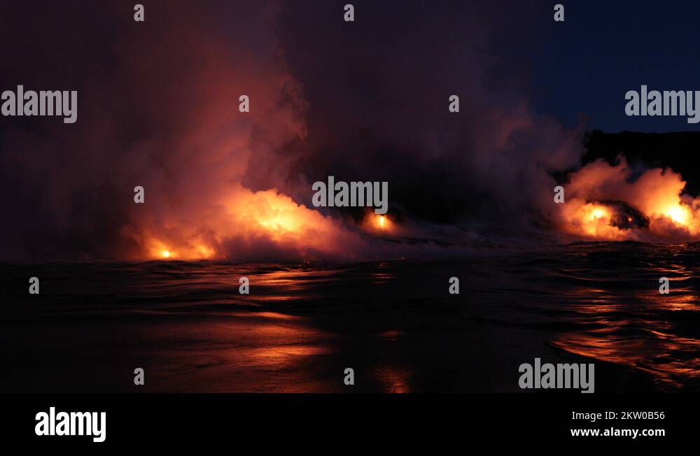 Lava running in the ocean from volcanic lava eruption on Big Island ...