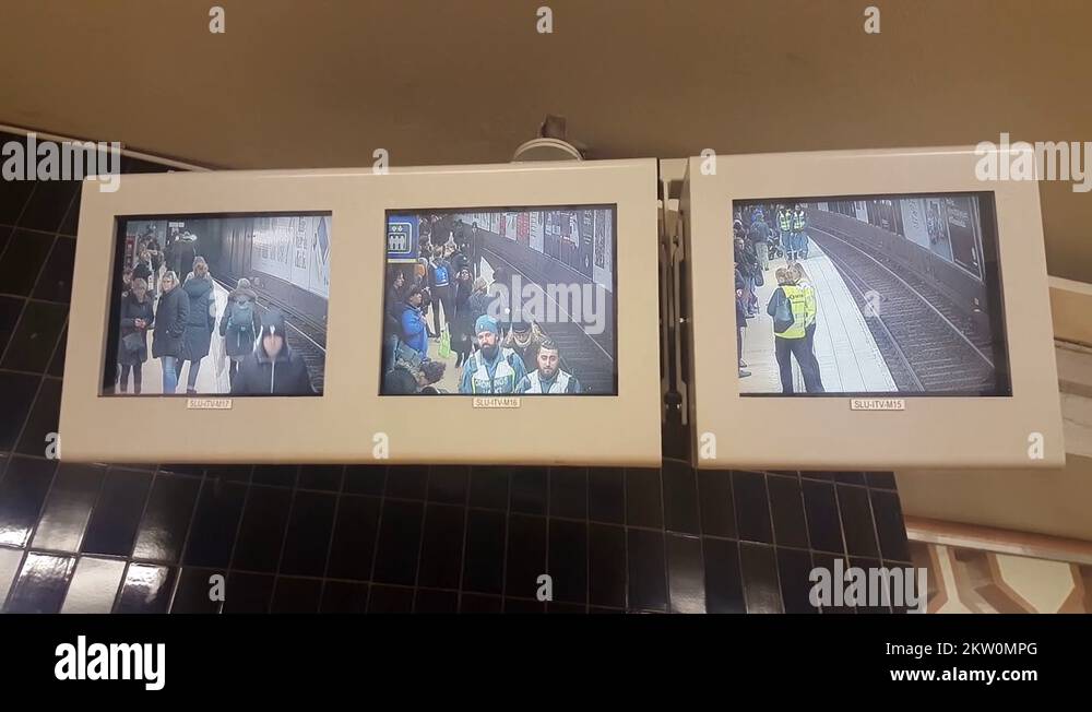 Closed circuit tv station Stock Videos & Footage - HD and 4K Video ...