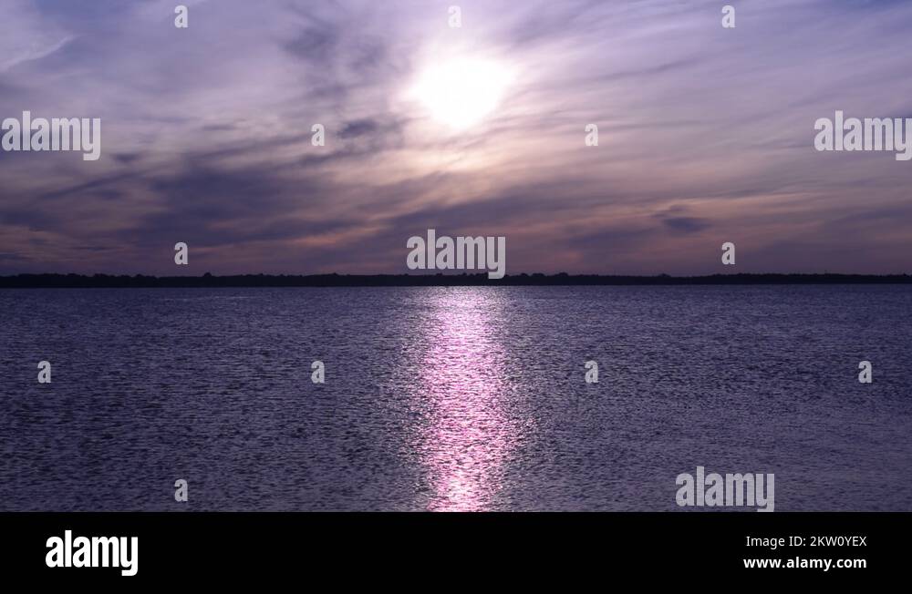 Path of light on water Stock Videos & Footage - HD and 4K Video Clips ...
