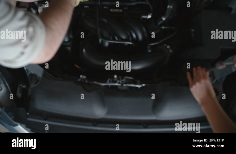 Vehicle breakdown service Stock Videos & Footage - HD and 4K Video ...