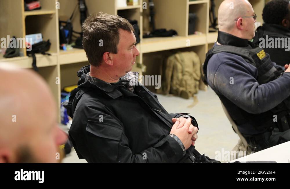 Swat team america Stock Videos & Footage - HD and 4K Video Clips - Alamy