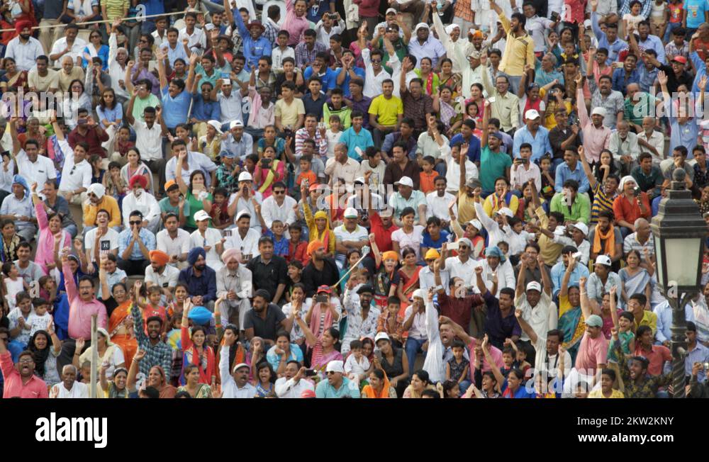 Cheer audience stadium Stock Videos & Footage - HD and 4K Video Clips ...