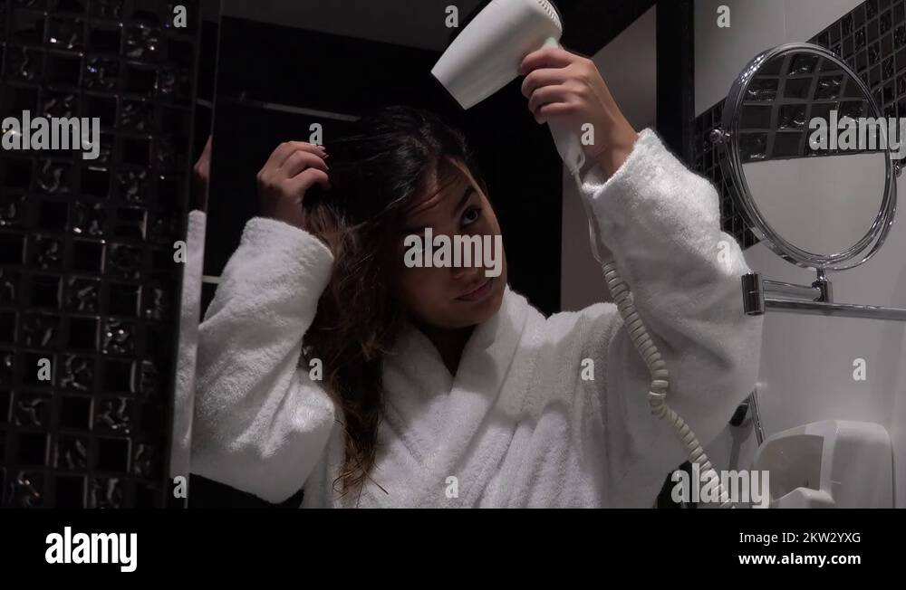 Female shower bath Stock Videos & Footage - HD and 4K Video Clips - Alamy