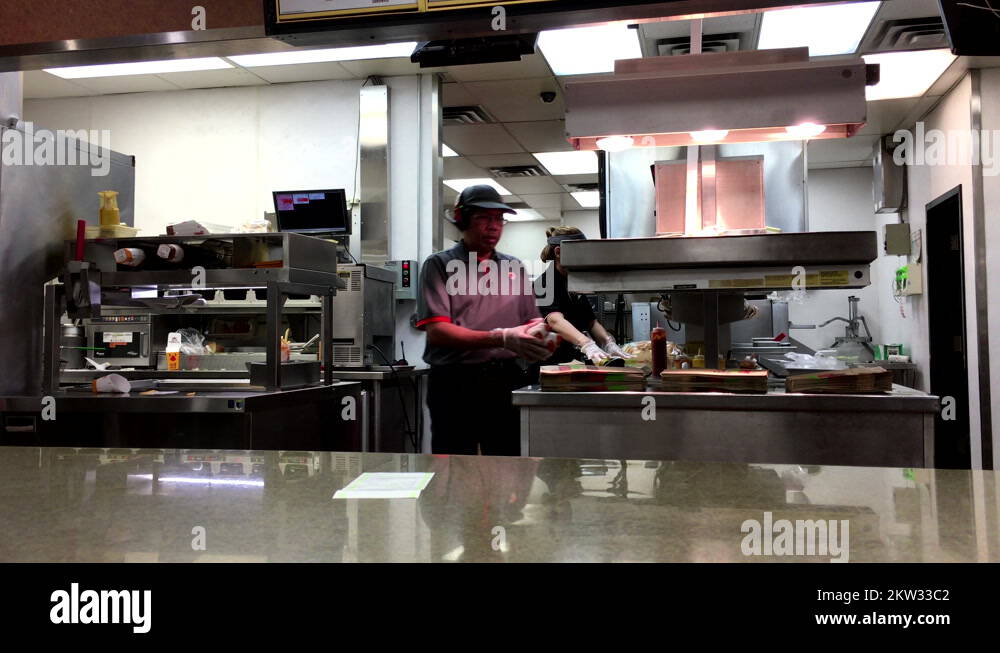 Burger king worker Stock Videos & Footage - HD and 4K Video Clips - Alamy