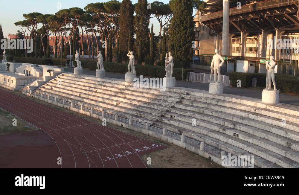 Statues stadium Stock Videos & Footage - HD and 4K Video Clips - Alamy