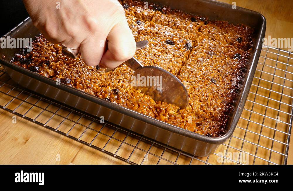 Flapjack tray Stock Videos & Footage - HD and 4K Video Clips - Alamy