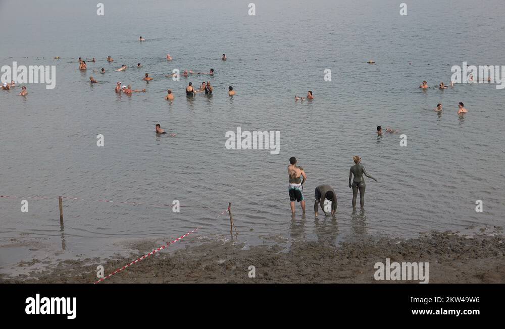 Mud bath in dead sea Stock Videos & Footage - HD and 4K Video Clips - Alamy
