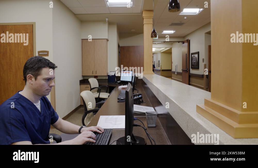 Nurses talking Stock Videos & Footage - HD and 4K Video Clips - Alamy