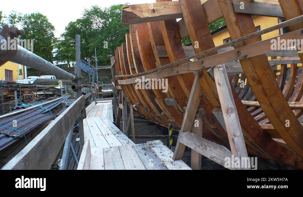 Frame boat Stock Videos & Footage - HD and 4K Video Clips - Alamy