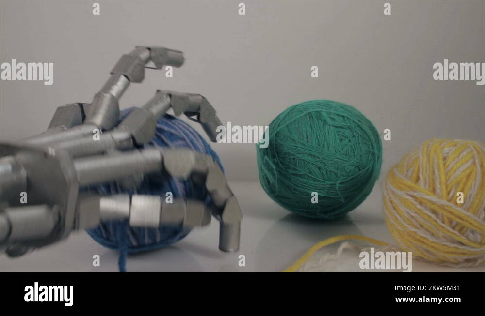 A ball of yarn Stock Videos & Footage - HD and 4K Video Clips - Alamy