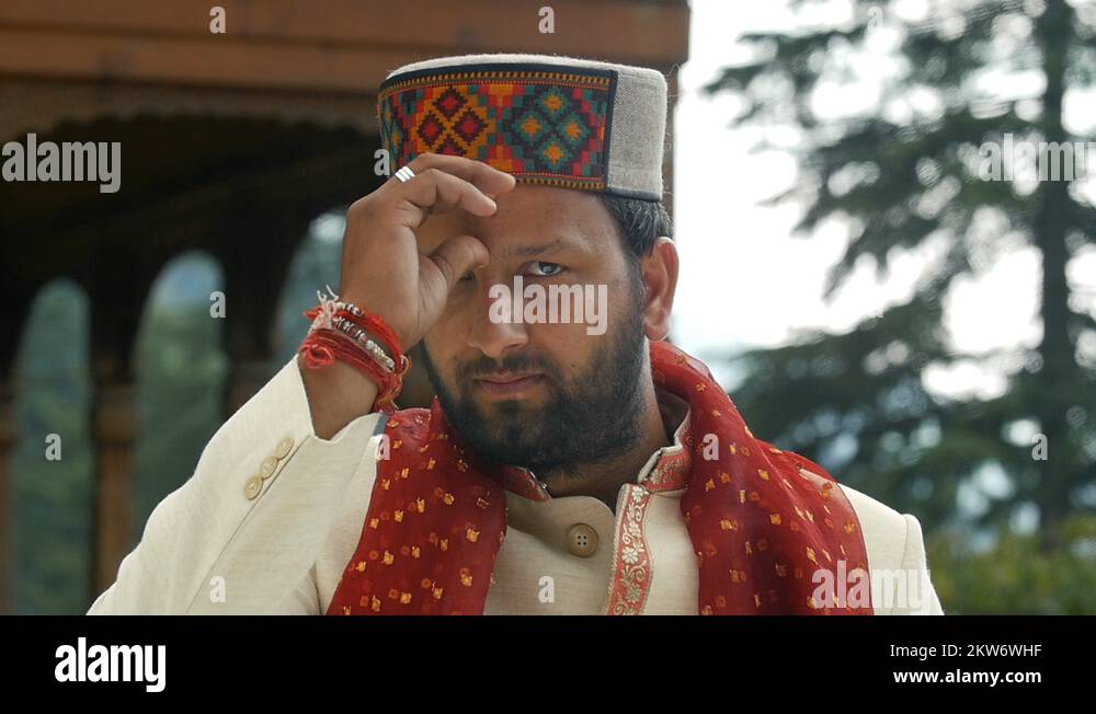 A man draw a dot on his forehead. Draw tilak Stock Video Footage - Alamy