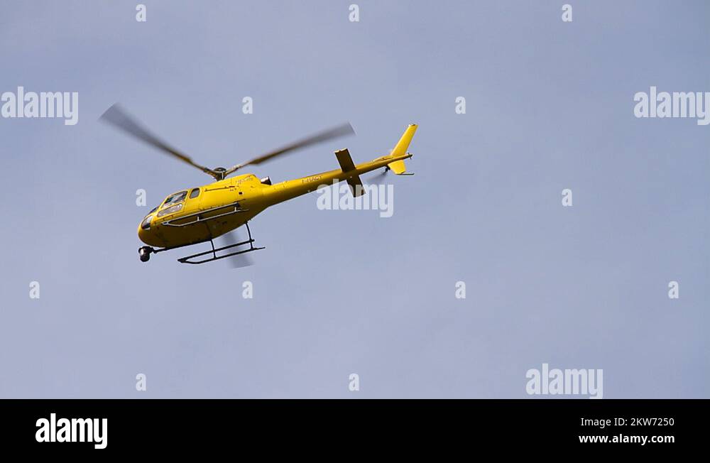Broadcast helicopter Stock Videos & Footage - HD and 4K Video Clips - Alamy