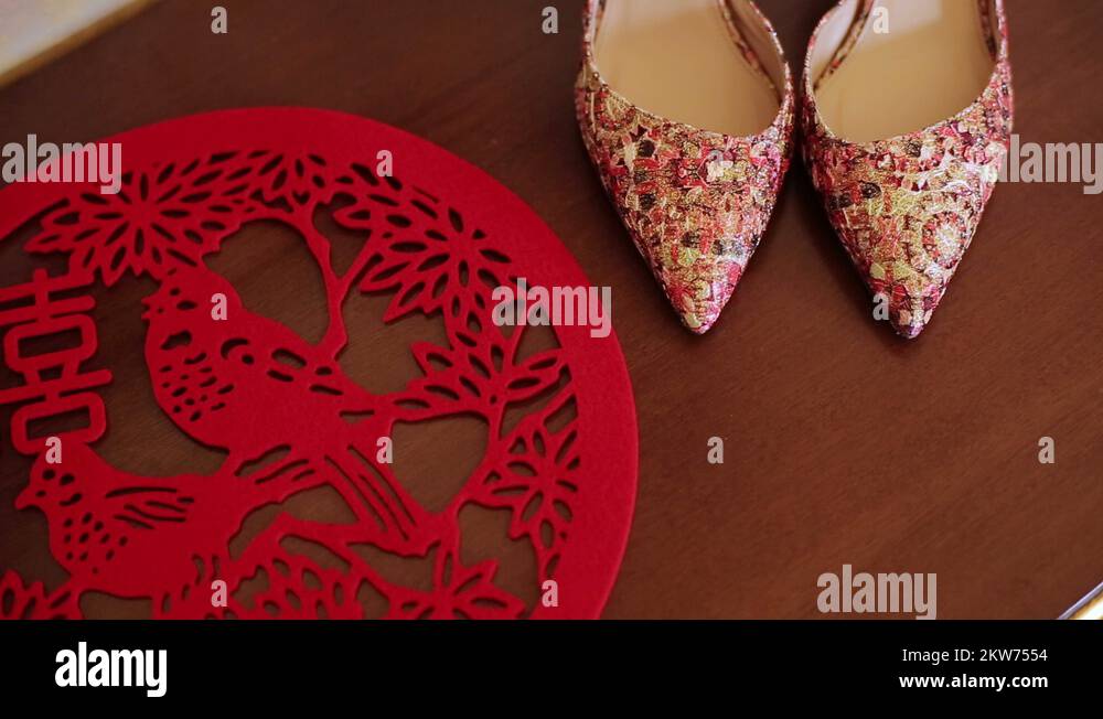 Chinese shoes Stock Videos & Footage - HD and 4K Video Clips - Alamy