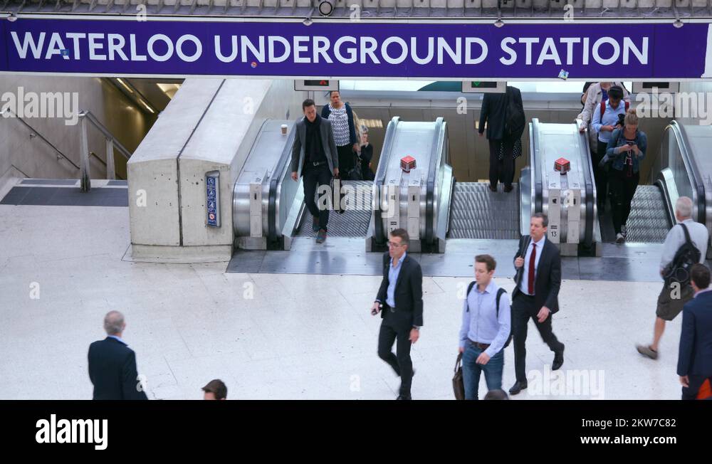 Waterloo underground station Stock Videos & Footage - HD and 4K Video ...