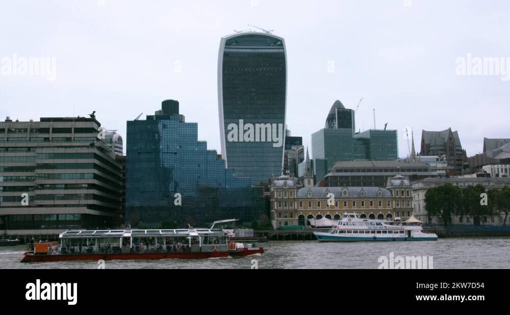 Both 20 london Stock Videos & Footage - HD and 4K Video Clips - Alamy