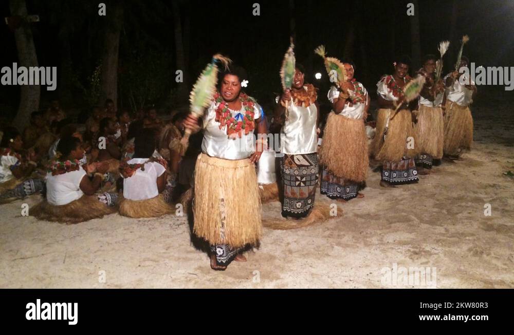 FJ 182 Indigenous Fijian women dancing the traditional Meke dance Stock ...