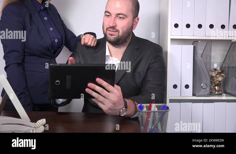 Teamwork project Stock Videos & Footage - HD and 4K Video Clips - Alamy