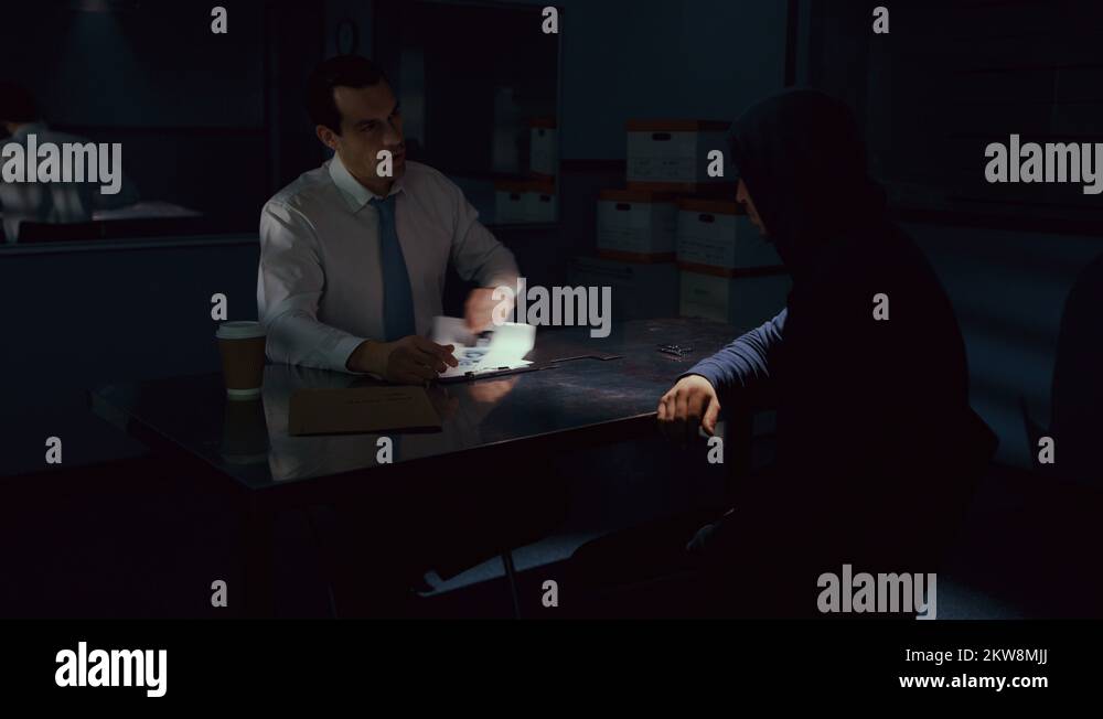 4K Police detective in interview room interrogating a suspect Stock ...