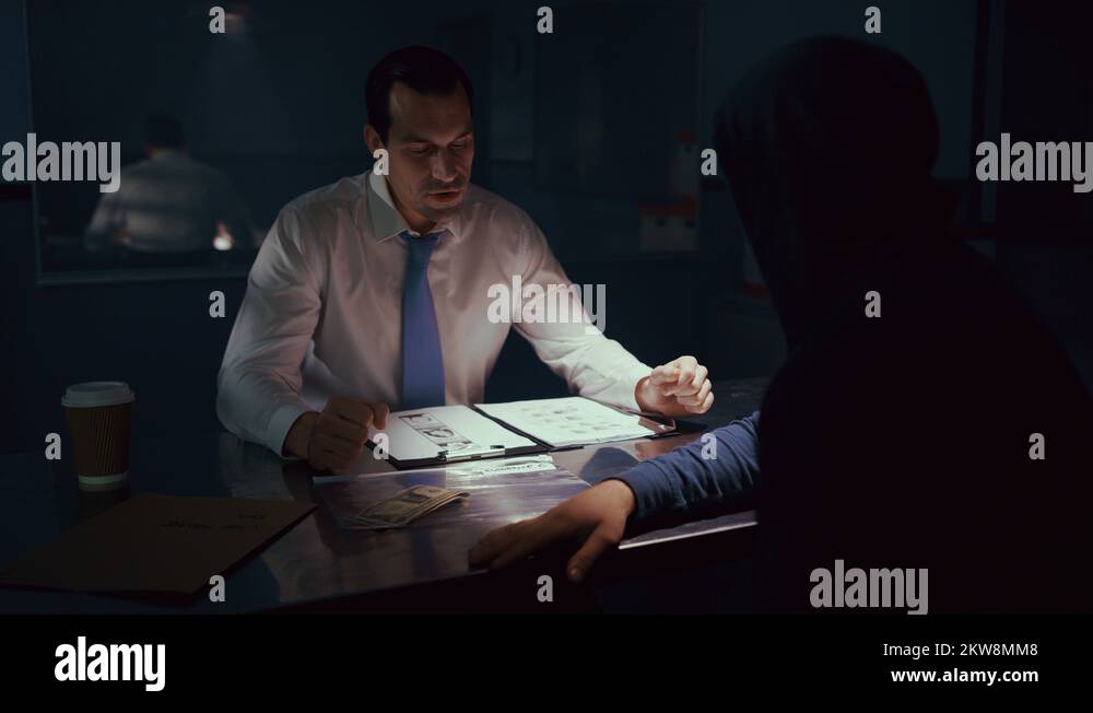 4K Police detective in interview room interrogating a suspect Stock ...