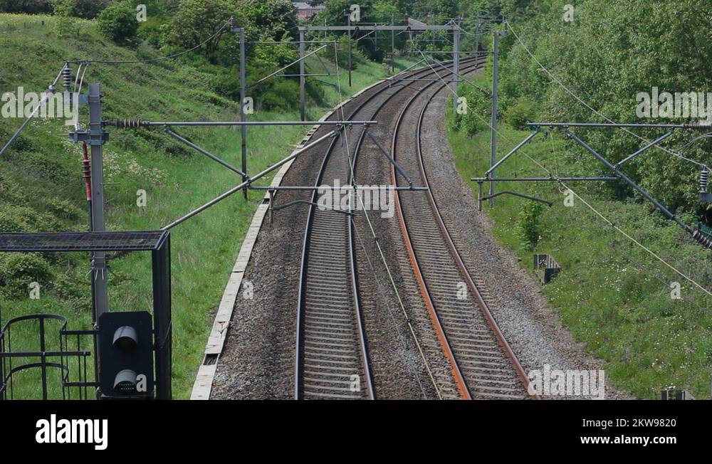 Pendolino tilting train Stock Videos & Footage - HD and 4K Video Clips ...