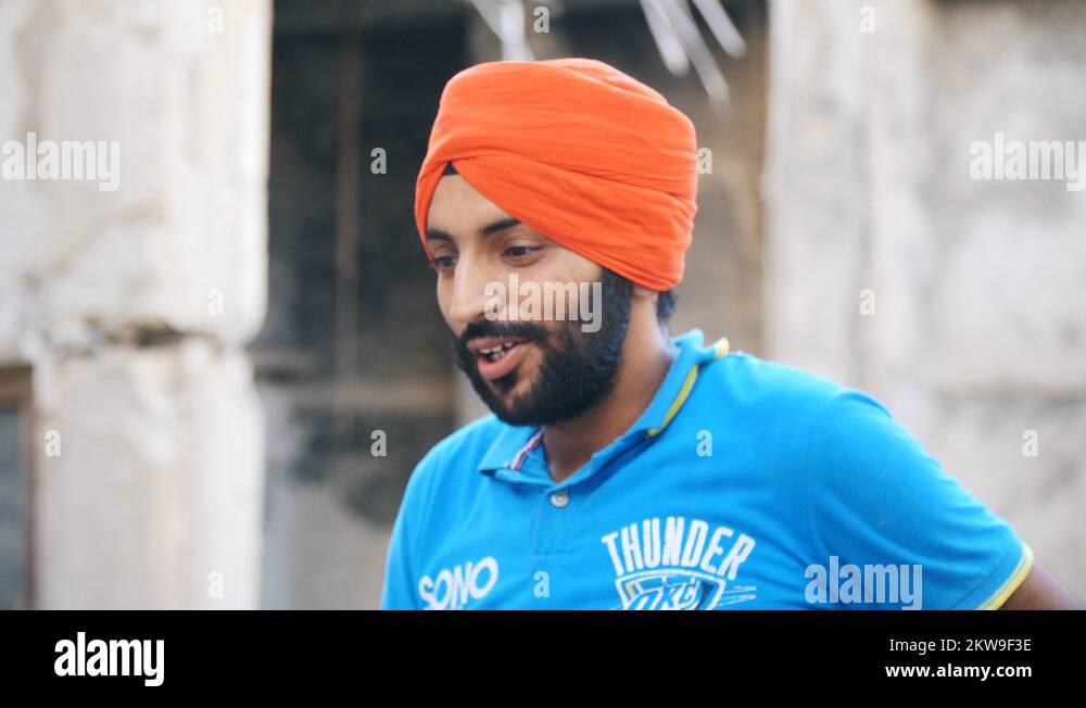 Asian man of sikh ethnic Stock Videos & Footage - HD and 4K Video Clips ...