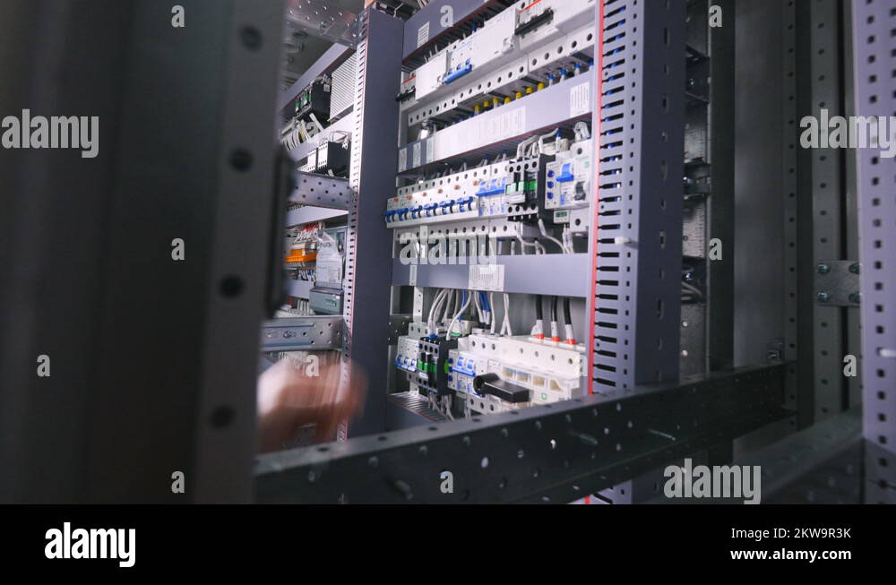 Power relays Stock Videos & Footage - HD and 4K Video Clips - Alamy