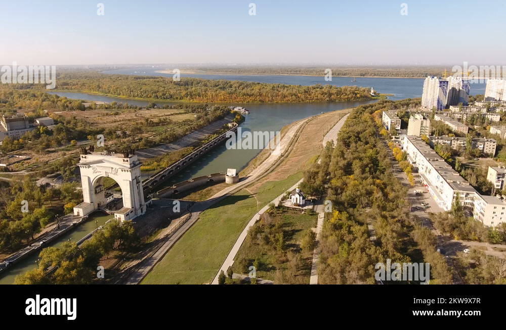 Deepwater canal Stock Videos & Footage - HD and 4K Video Clips - Alamy