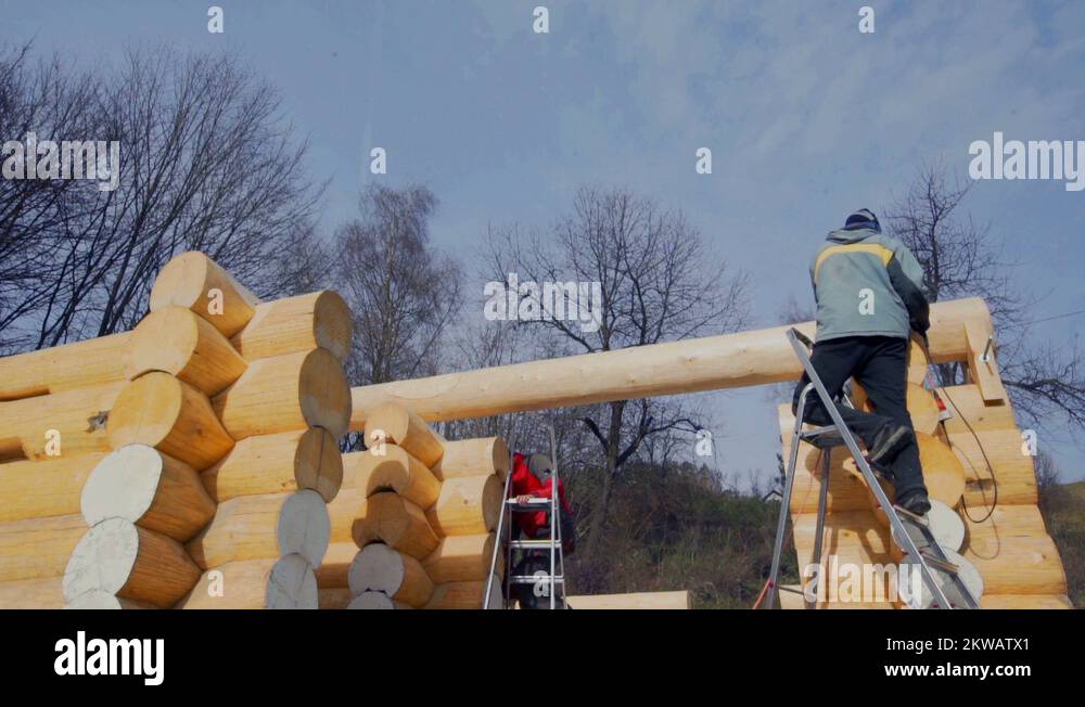 Using ladders Stock Videos & Footage - HD and 4K Video Clips - Alamy