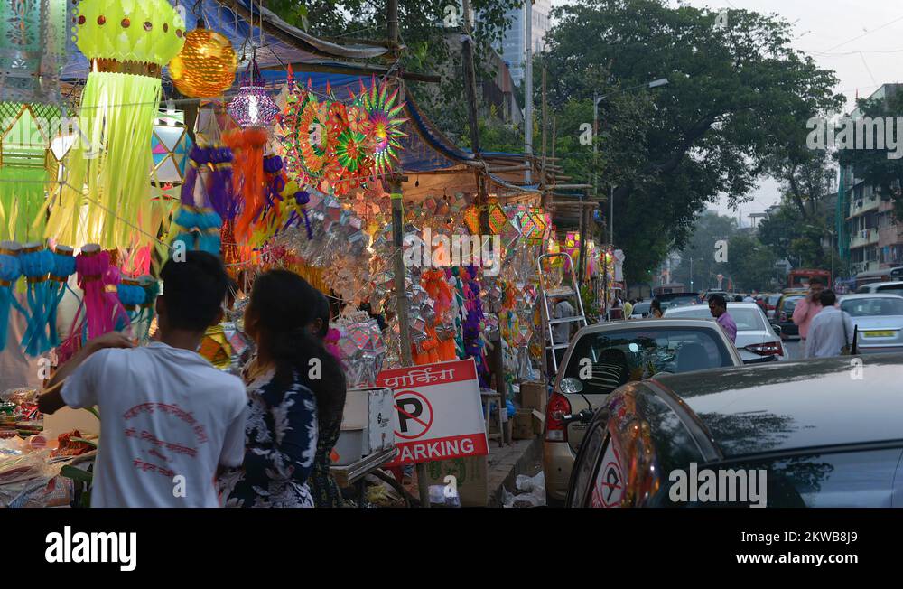 Lantern market Stock Videos & Footage - HD and 4K Video Clips - Alamy