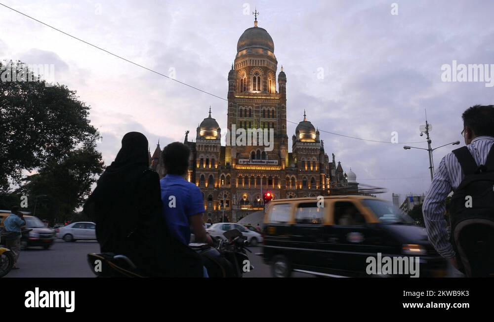 Vt station mumbai Stock Videos & Footage - HD and 4K Video Clips - Alamy