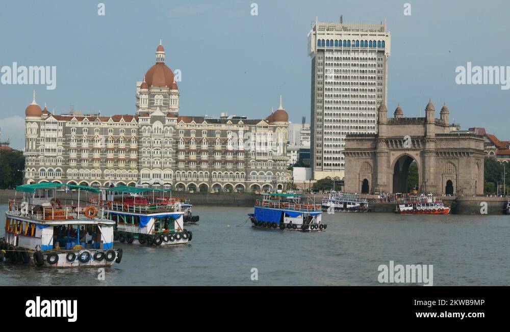 4K footage of Gateway of India and Hotel Taj Mahal Palace Mumbai, India Stock Video Footage - Alamy