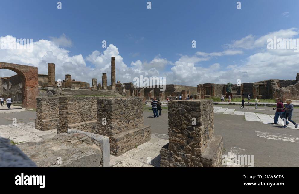 Pompeii sculptures Stock Videos & Footage - HD and 4K Video Clips - Alamy
