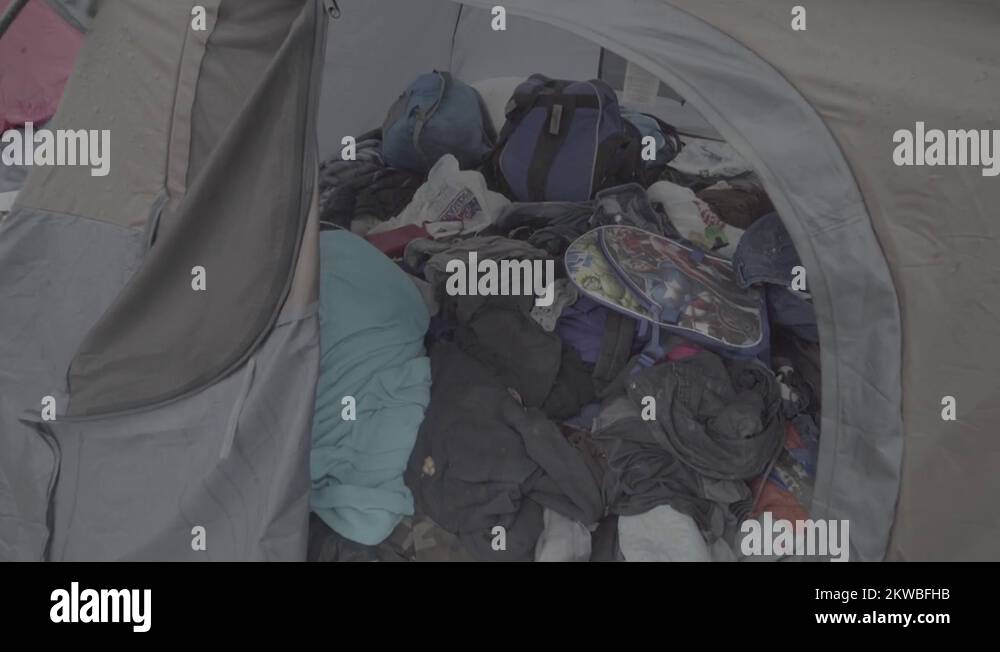 Homeless tent Stock Videos & Footage - HD and 4K Video Clips - Alamy