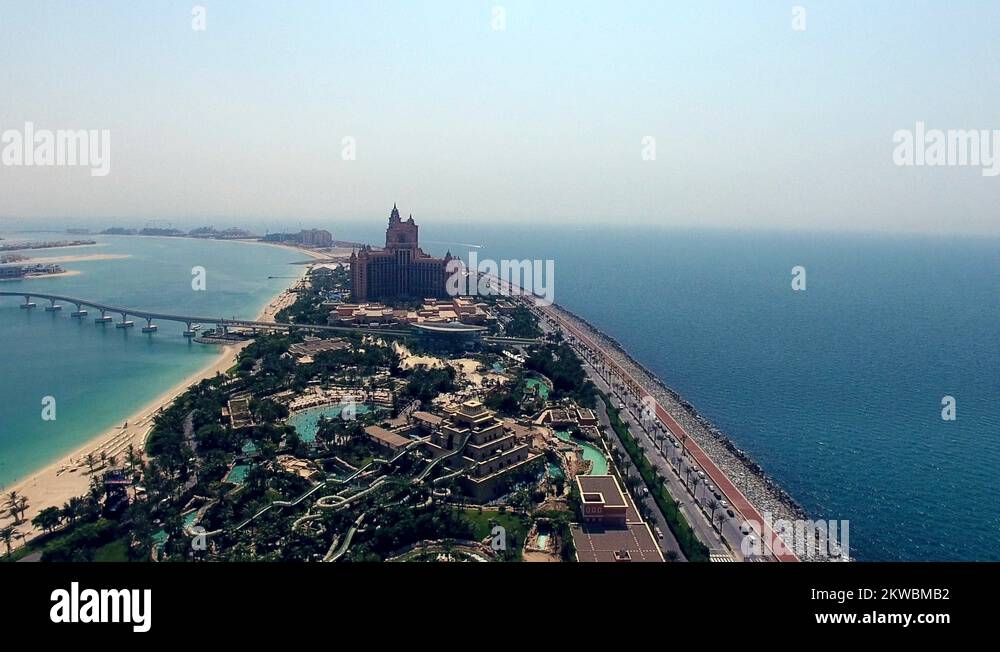 Atlantis dubai aerial Stock Videos & Footage - HD and 4K Video Clips ...