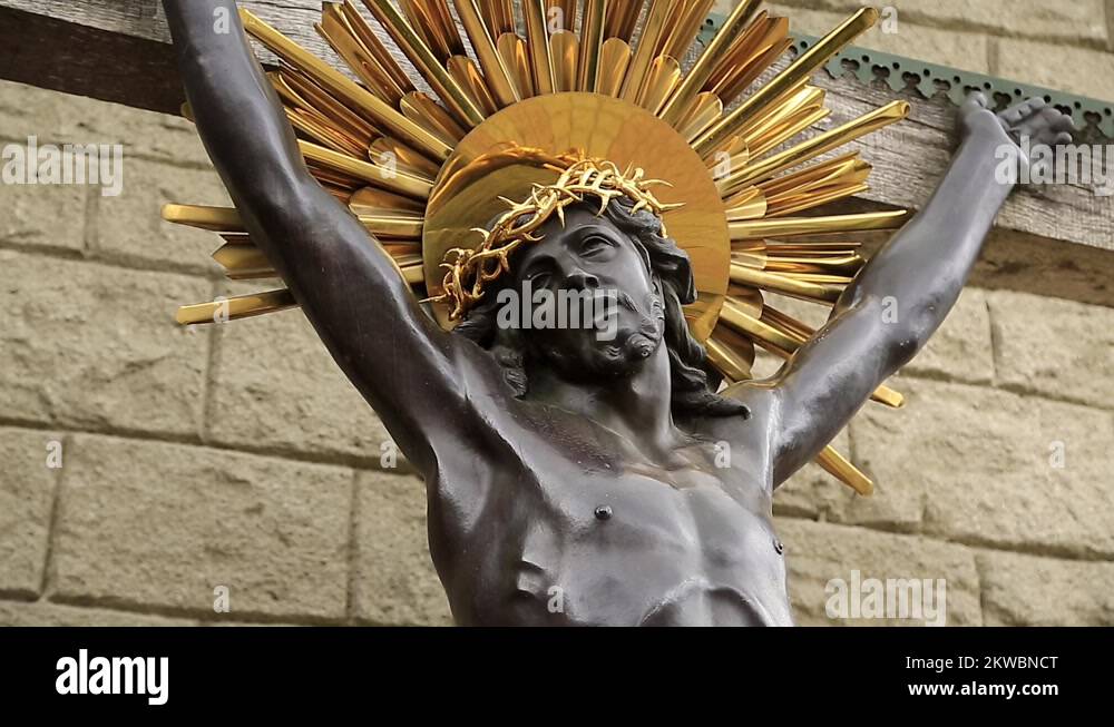 Crucifixion of Jesus Christ Stock Video Footage - Alamy