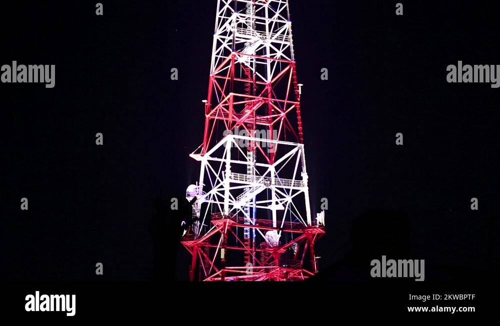 Cellular tower at night Stock Videos & Footage - HD and 4K Video Clips ...